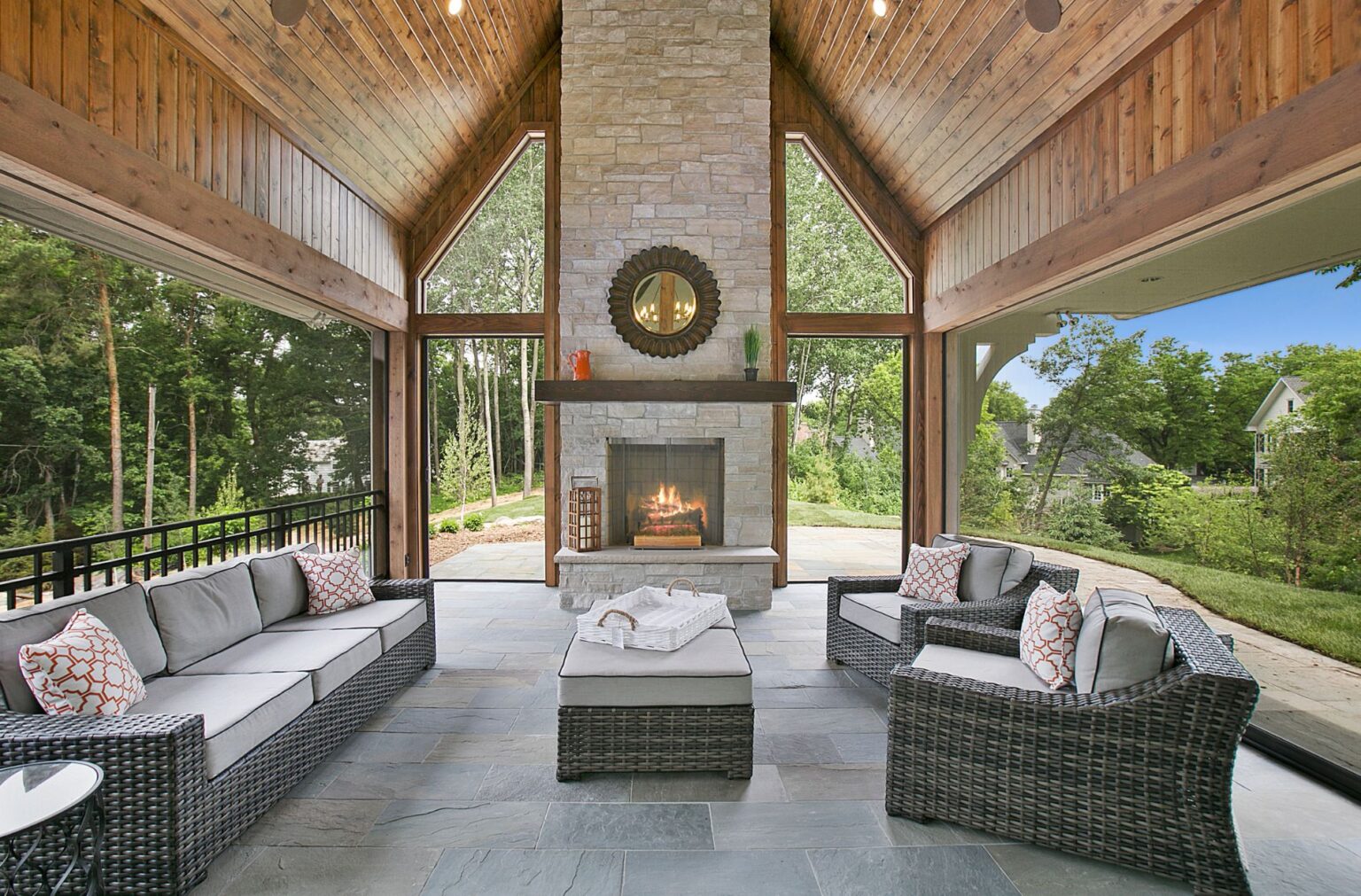 Expand Your Living Space and Enjoyment with a Beautiful Florida Room ...